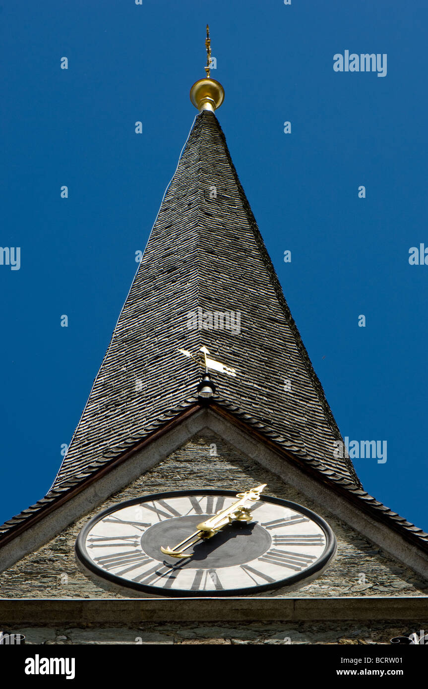 Spire clock hi-res stock photography and images - Alamy