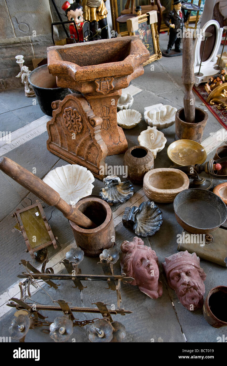 Italian antiques hi-res stock photography and images - Alamy