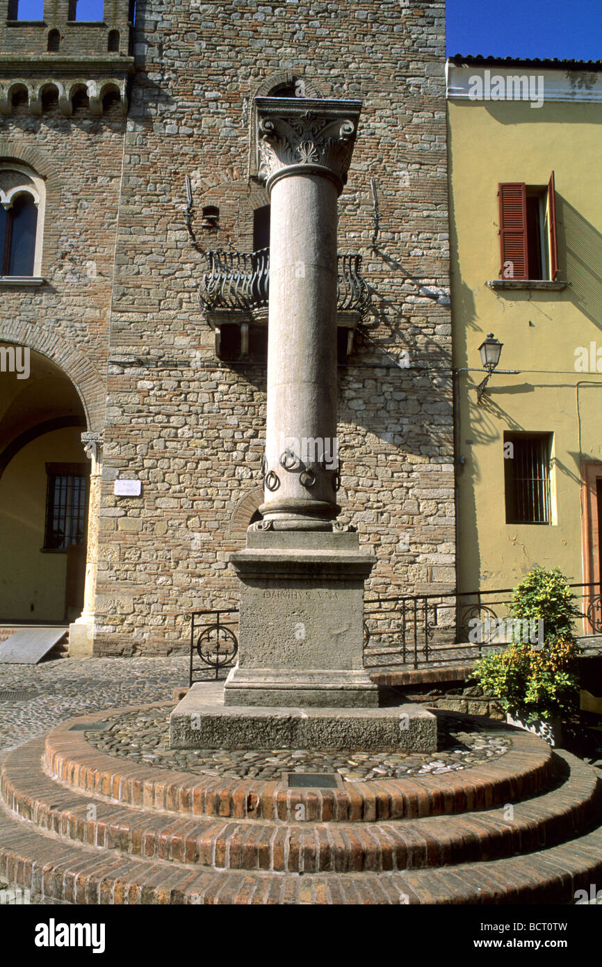 The Rings column of Bertinoro Forlì Italy Stock Photo - Alamy