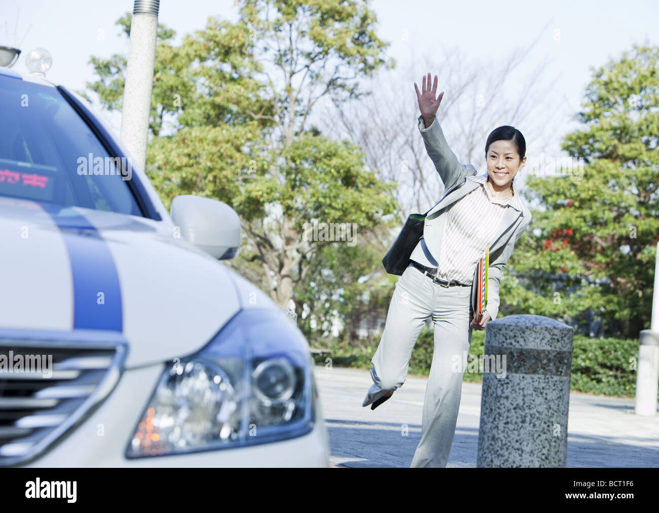 Stopping signal hi-res stock photography and images - Alamy