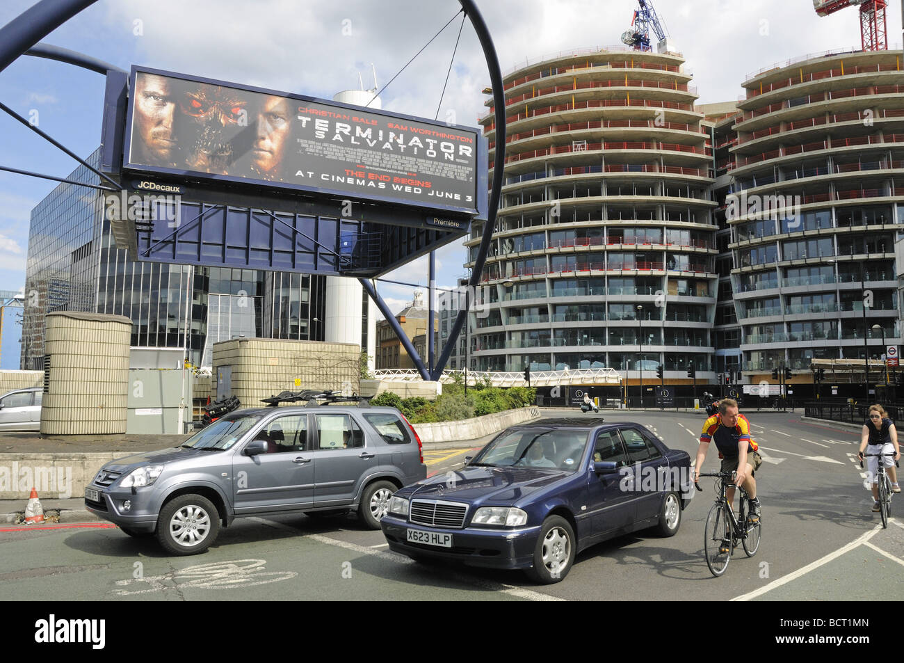 Old street roundabout london hi-res stock photography and images - Alamy