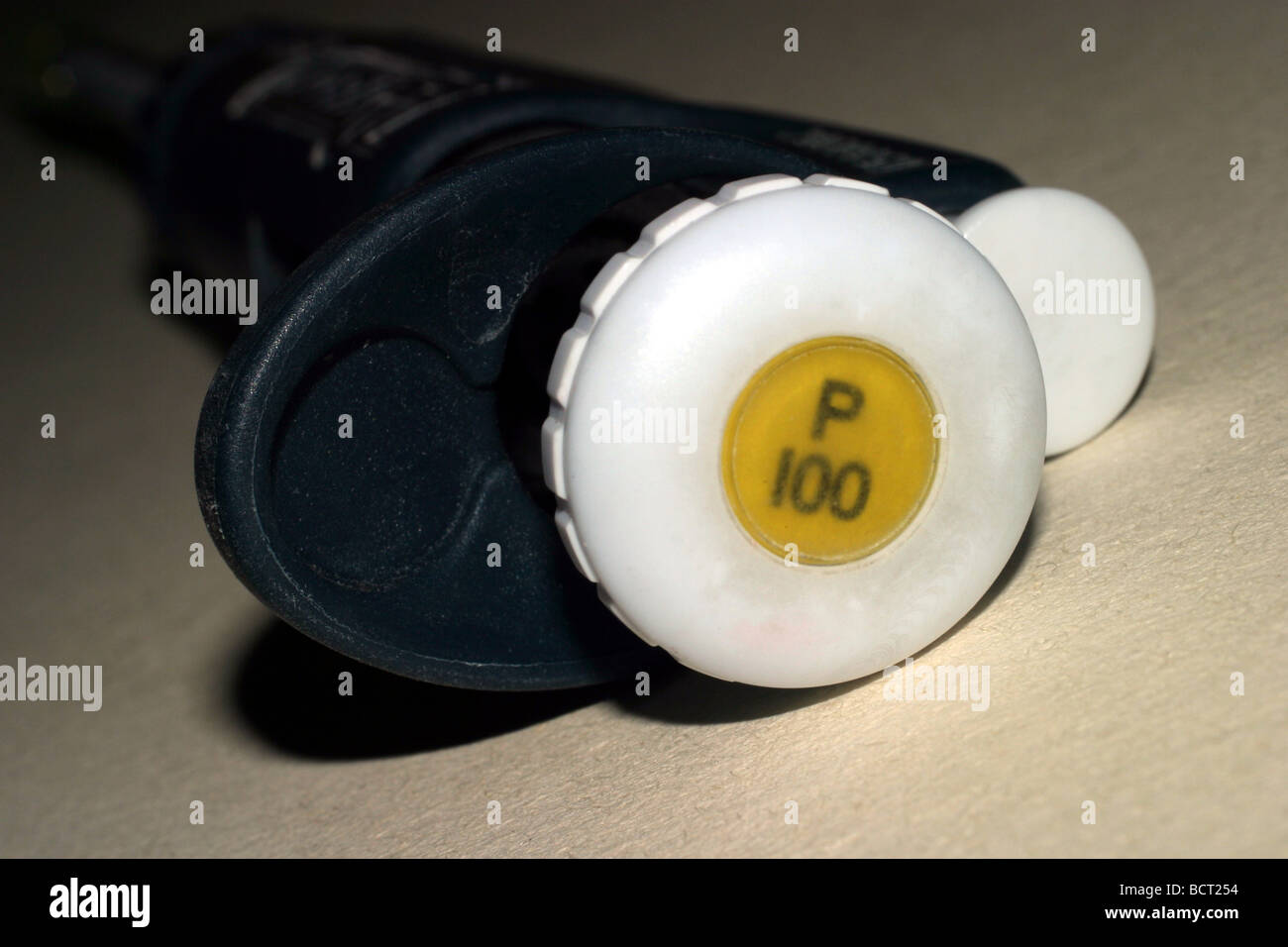 Pipet Rack High Resolution Stock Photography and Images - Alamy