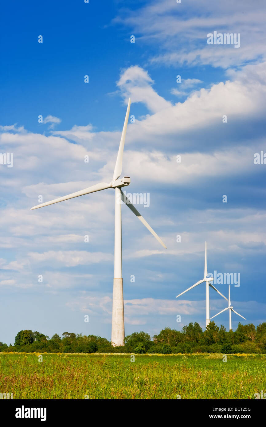 Turning wind mill hi-res stock photography and images - Alamy