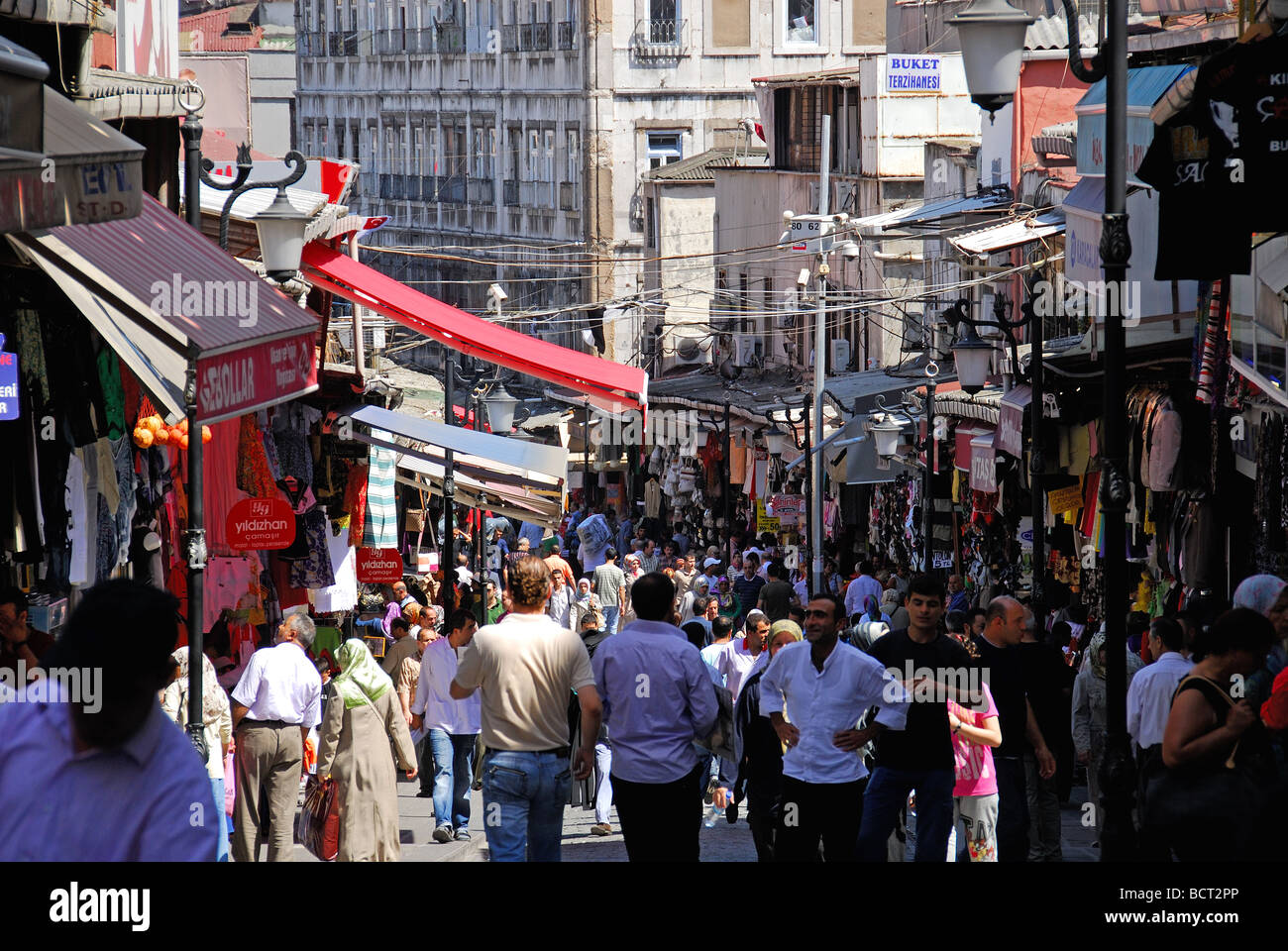 A typical street scene in istanbul hi-res stock photography and images ...