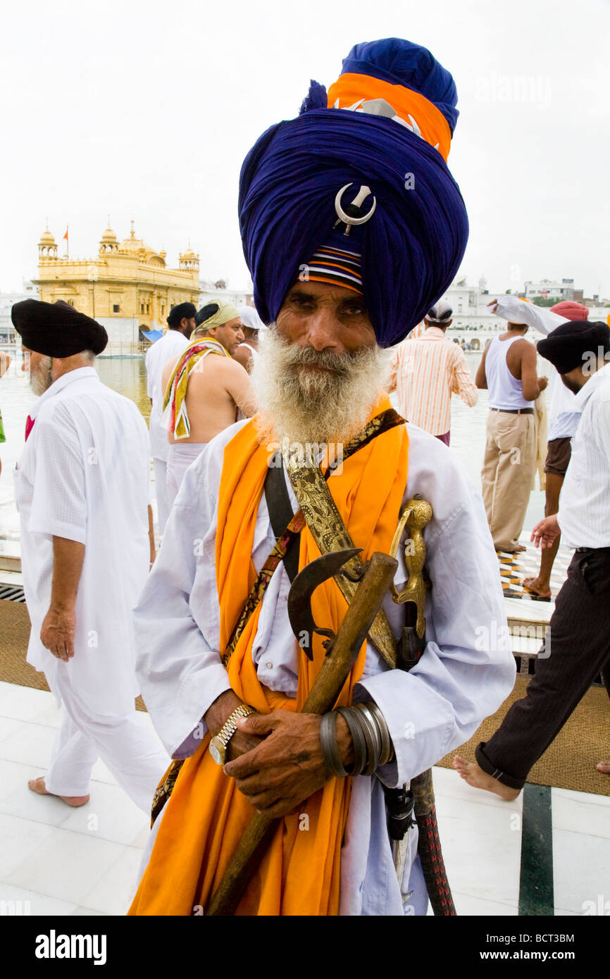 Swarn mandir hi-res stock photography and images - Alamy