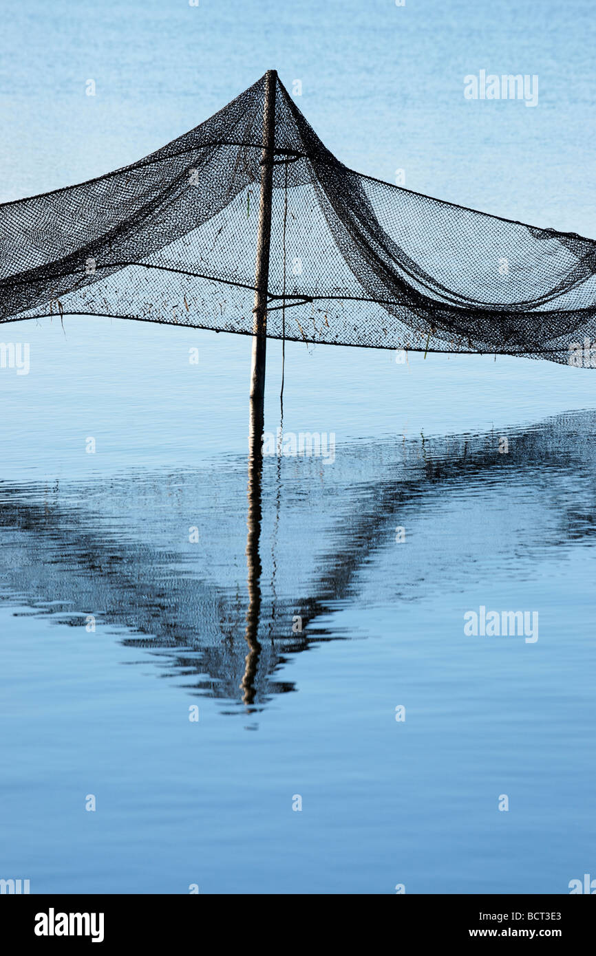 Vertical nets hi-res stock photography and images - Alamy