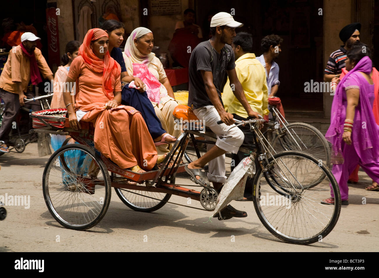 Indian girl riding cycle rickshaw hi-res stock photography and images ...