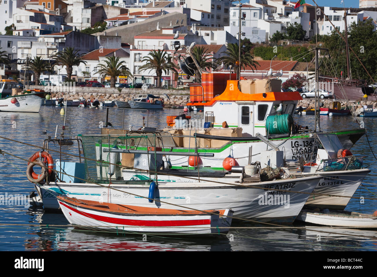 Portuguese boats hi-res stock photography and images - Alamy