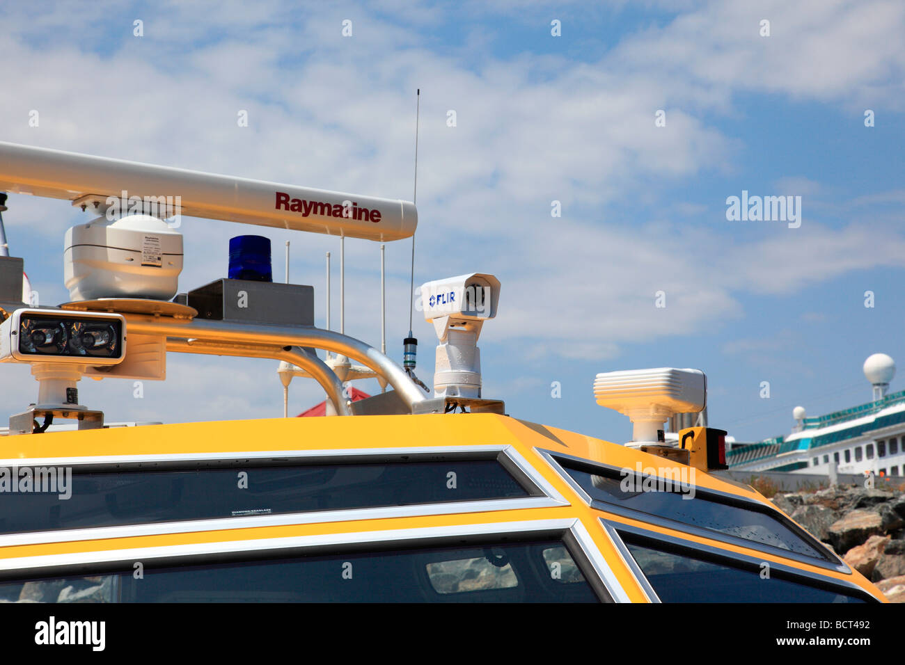 Marine radar hi-res stock photography and images - Alamy