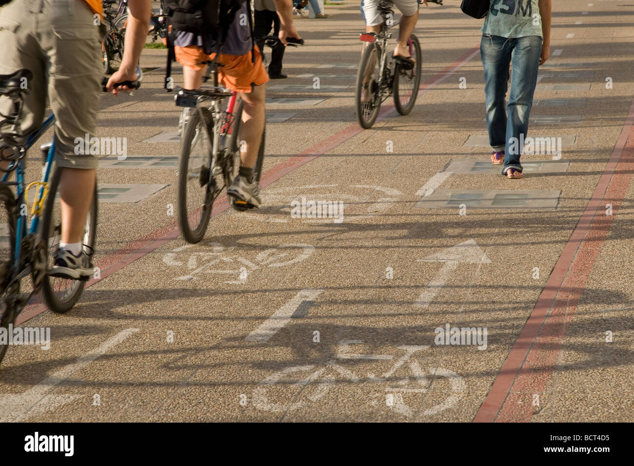 Modern cycle lane hi-res stock photography and images - Alamy