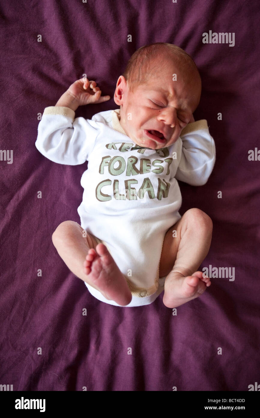 Cry baby in portrait studio High Resolution Stock Photography and Images - Alamy