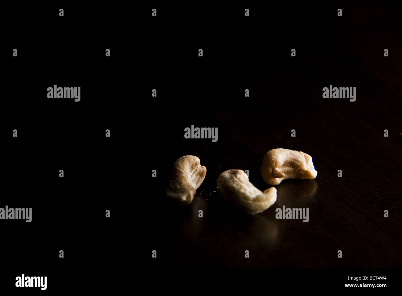 Cashew nuts hi-res stock photography and images - Alamy