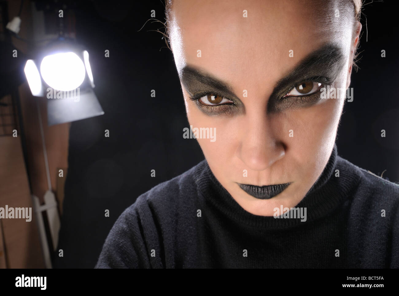 Studio portrait girl smoke eyes hi-res stock photography and images - Alamy