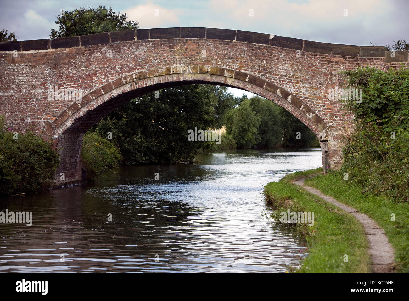 Leigh canal hi-res stock photography and images - Alamy