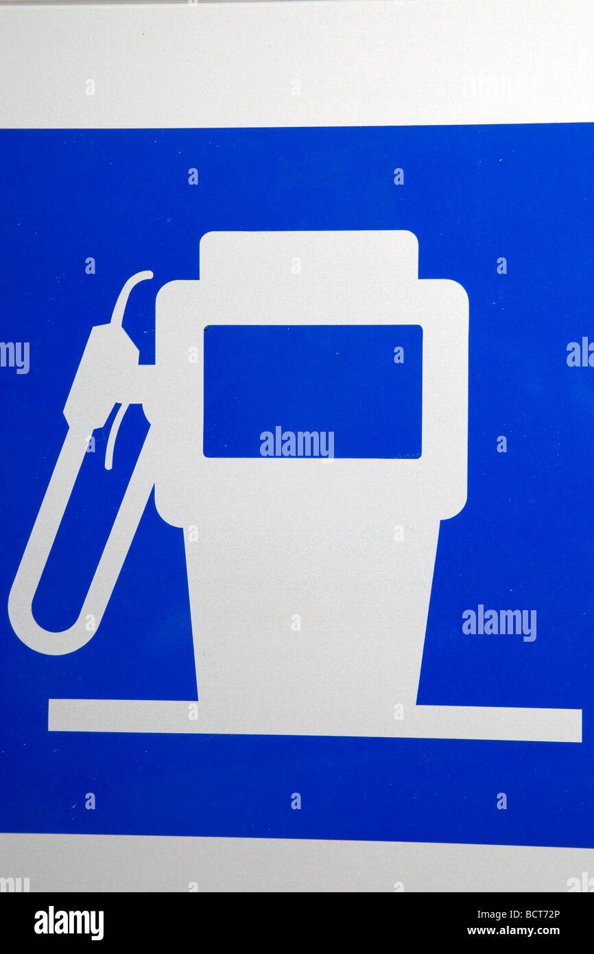 Petrol sign hi-res stock photography and images - Alamy