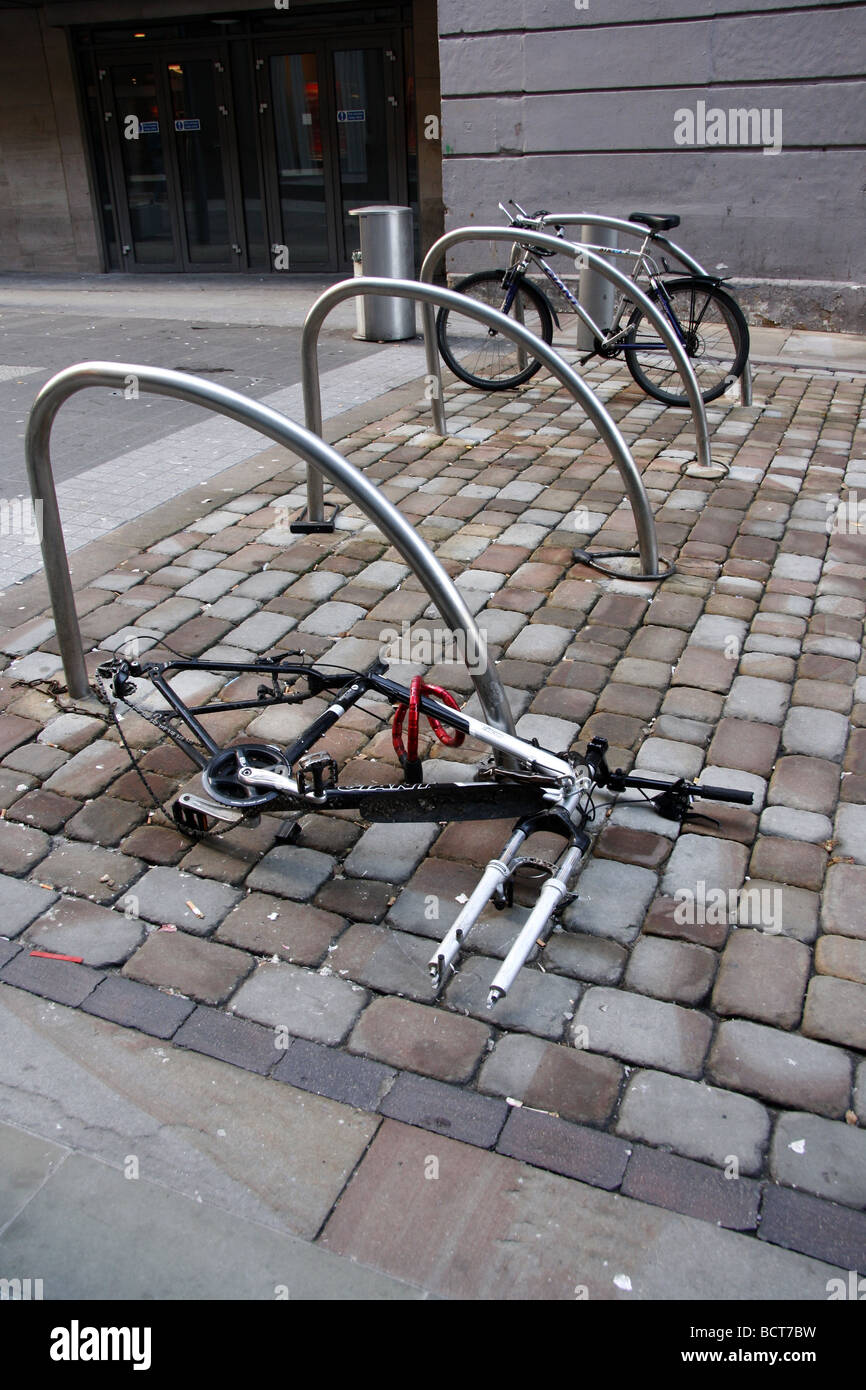 Parking for cycles hi-res stock photography and images - Alamy