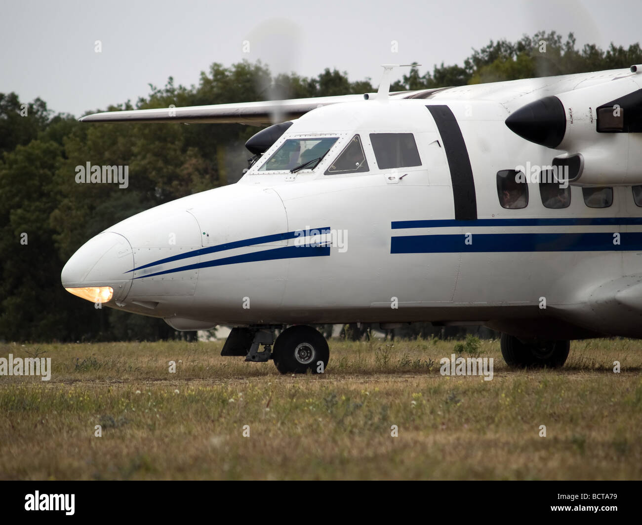 Turboprop passenger airplane hi-res stock photography and images - Alamy