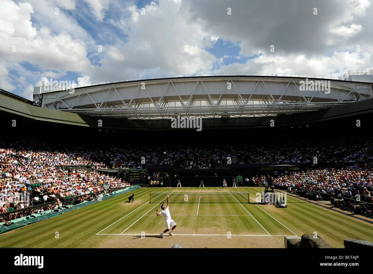 Centre court wimbledon hi-res stock photography and images - Alamy