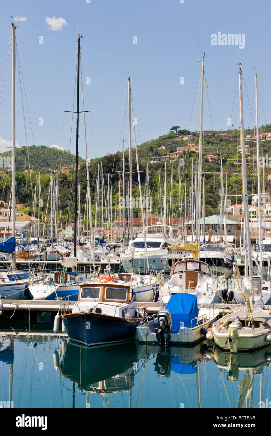 varazze marina yacthing Stock Photo - Alamy
