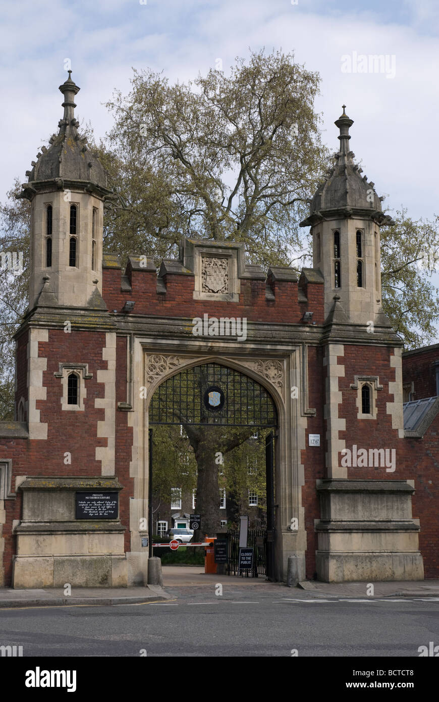 Lincolns Inn London Stock Photo - Alamy