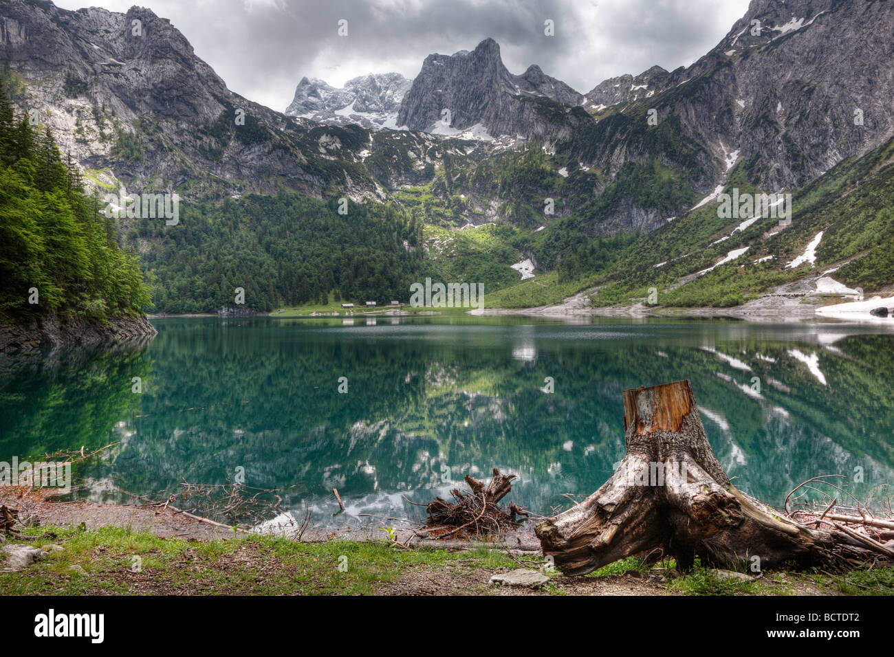 Hinterer Gosausee lake, Dachstein mountain, Dachsteingebirge mountains ...