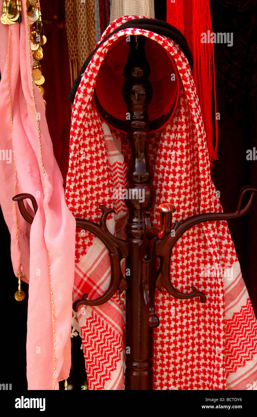 Arab headdress hi-res stock photography and images - Alamy