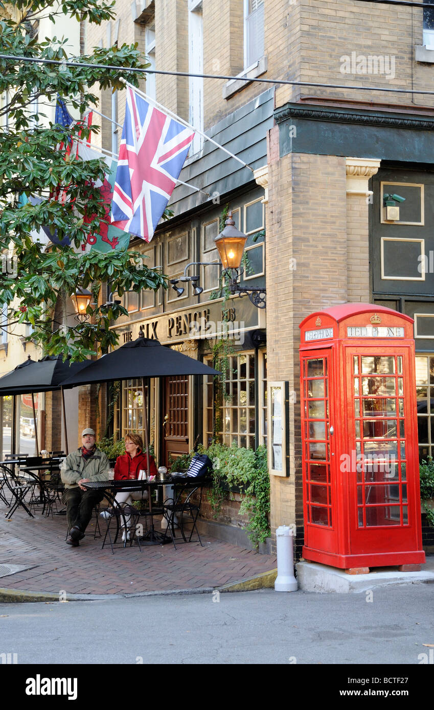 British pub exterior hi-res stock photography and images - Alamy