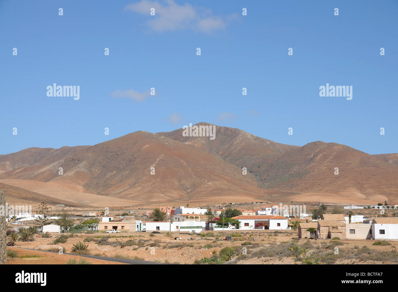 Village Tuineje. Canary Island Fuerteventura, Spain Stock Photo - Alamy