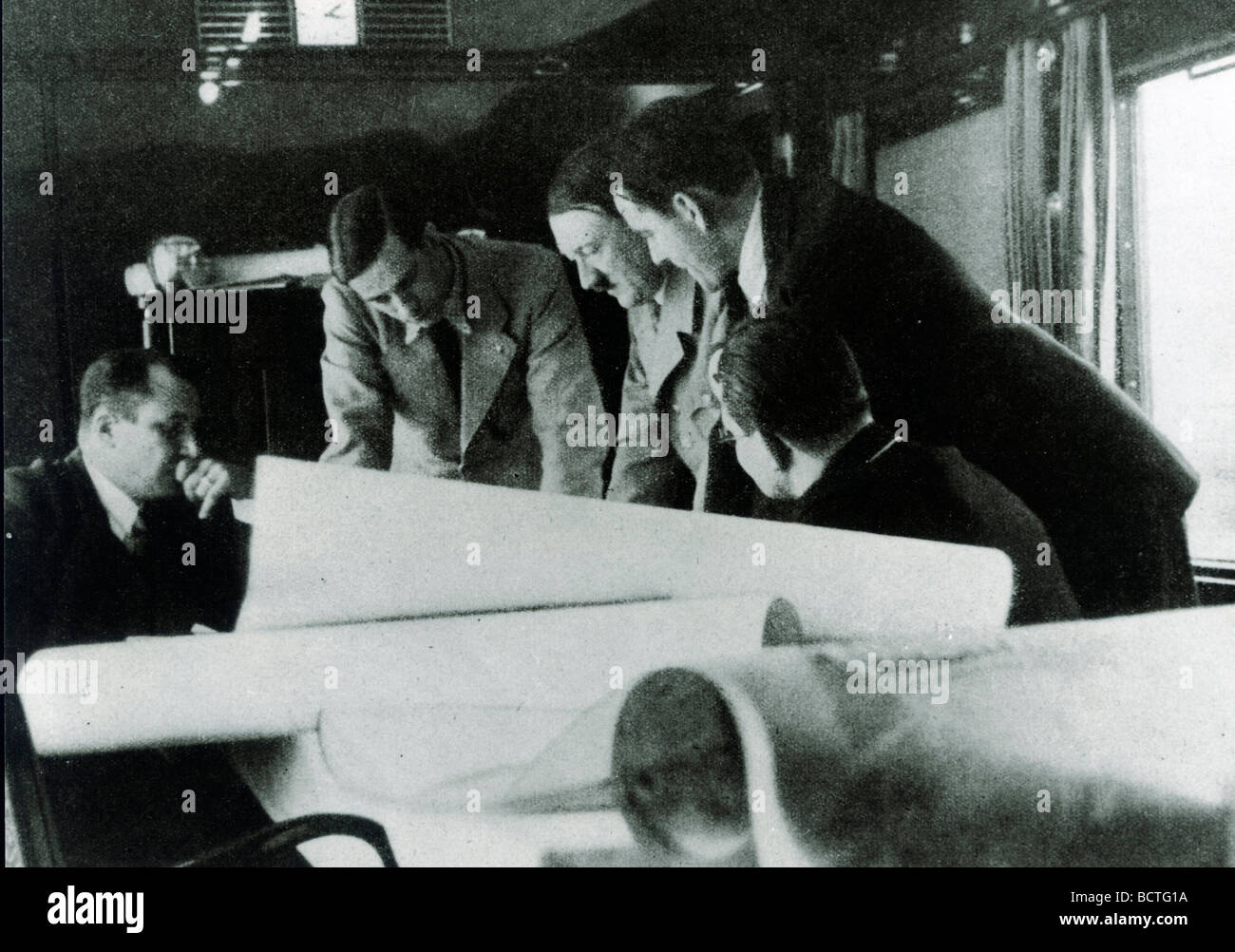 Reichsleiter Bouhler, Prof. Speer, Adolf Hitler, Dr. Brand ...