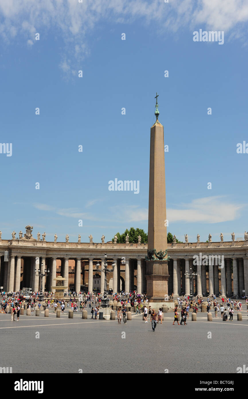 Europe vatican city saint peters square obelisk Stock Photo - Alamy