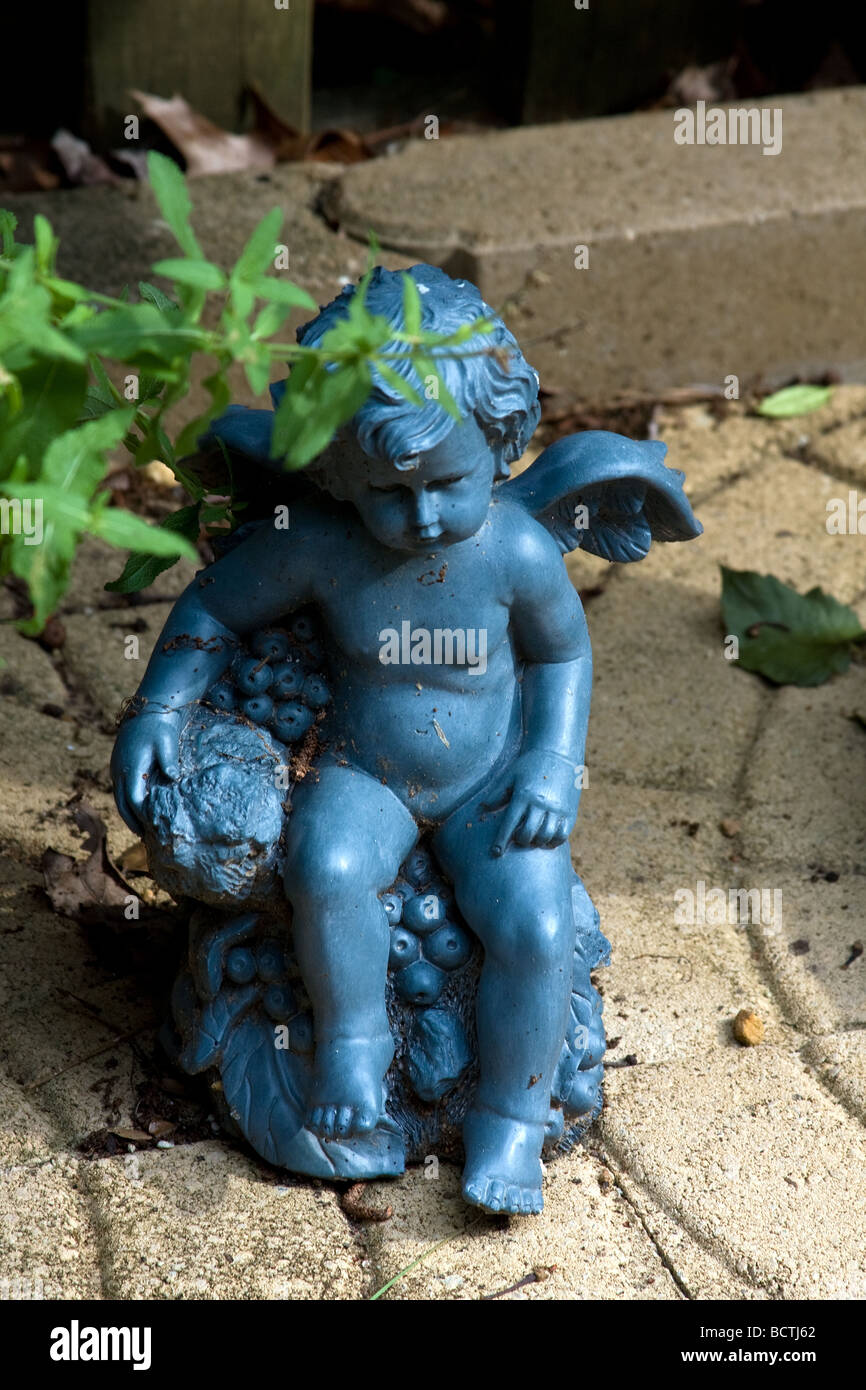 Cherub angel hi-res stock photography and images - Alamy