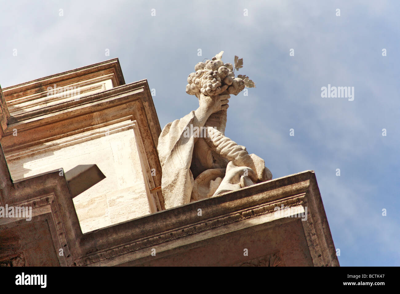 Statue Cornucopia High Resolution Stock Photography and Images - Alamy