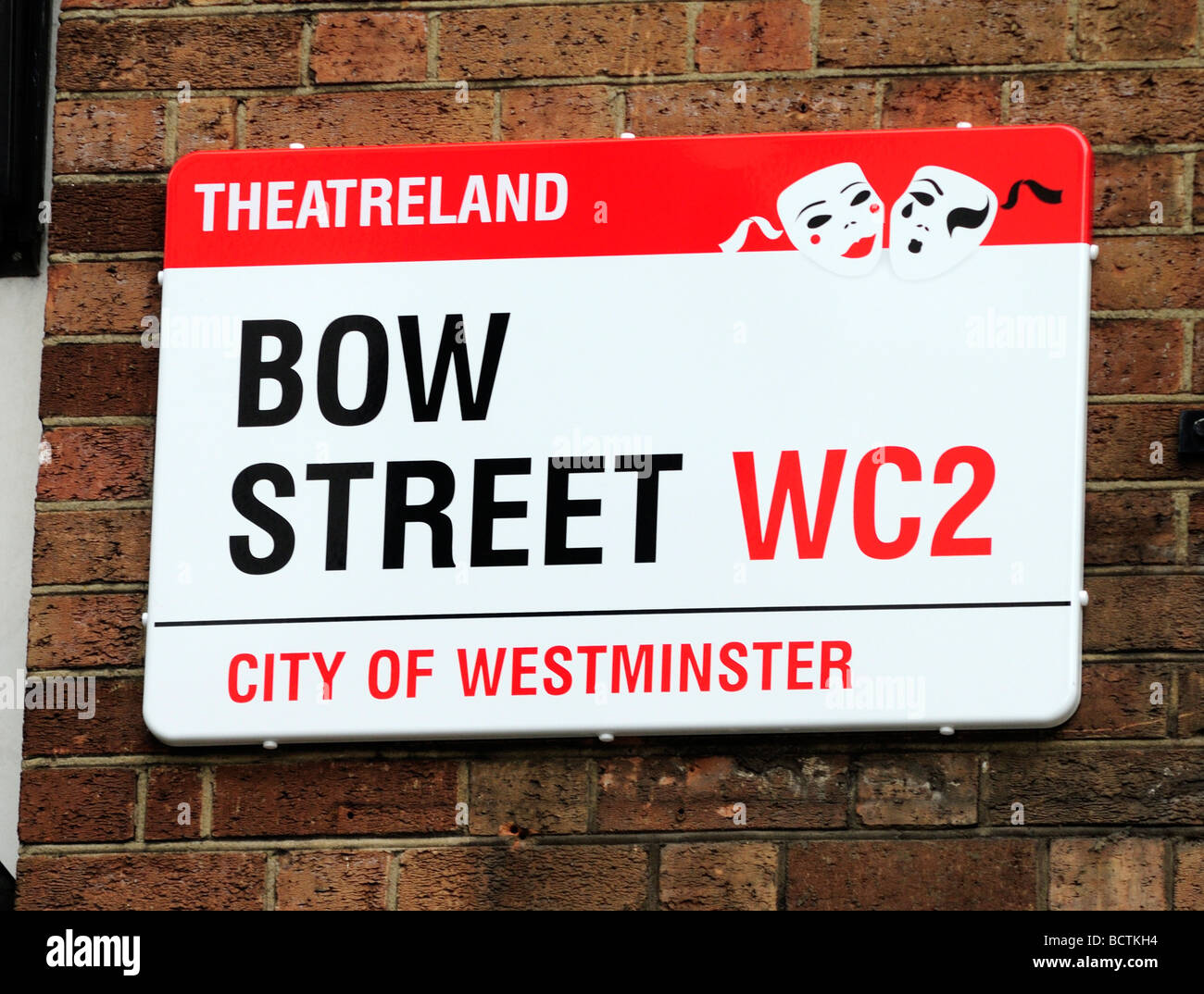 Bow Street Sign, London, England, Britain Stock Photo - Alamy