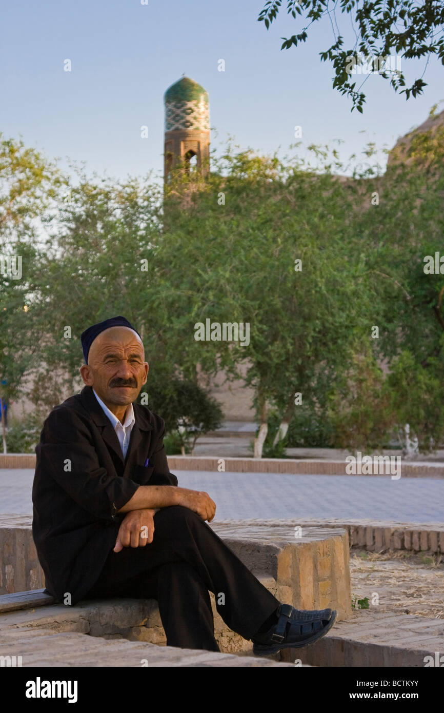 Uzbekistan man uzbek khiva hi-res stock photography and images - Alamy