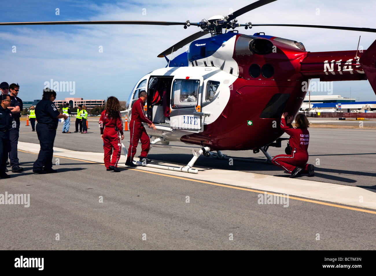 Air Ambulance helicopter @ emergency responder special operations ...