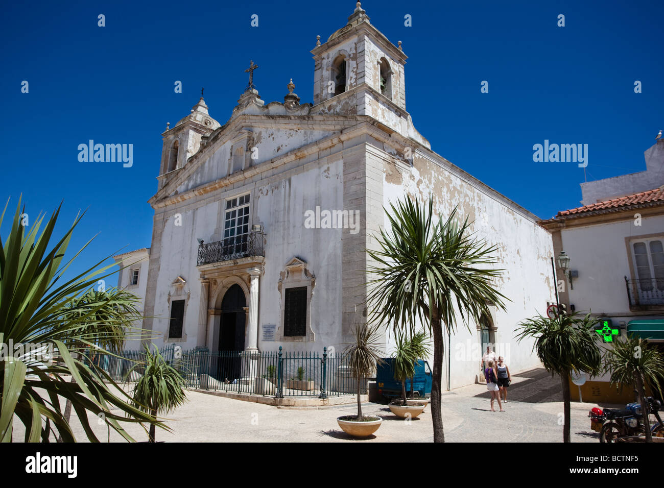 Church in lagos portugal hi-res stock photography and images - Alamy
