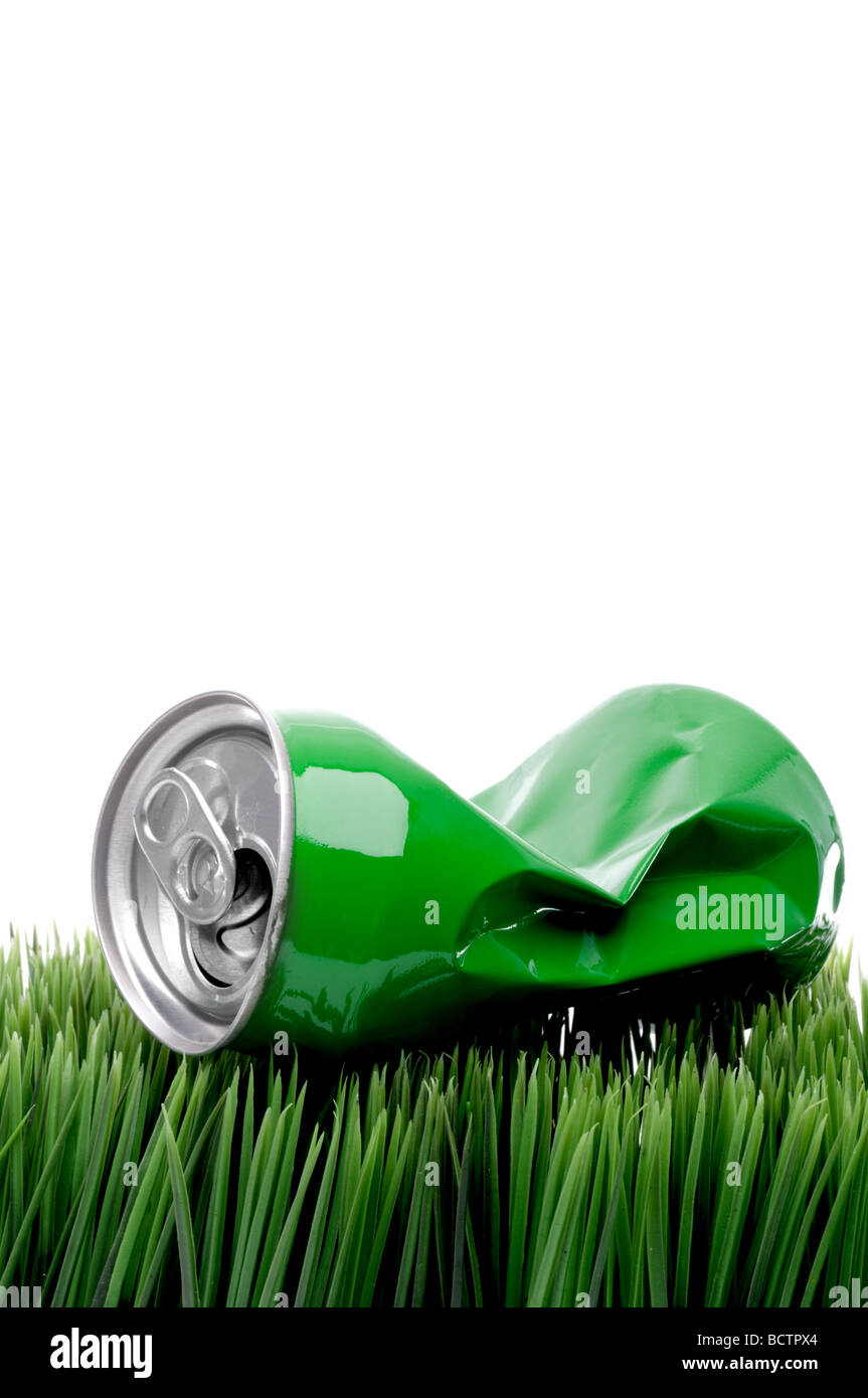 Crushed aluminum can hi-res stock photography and images - Alamy