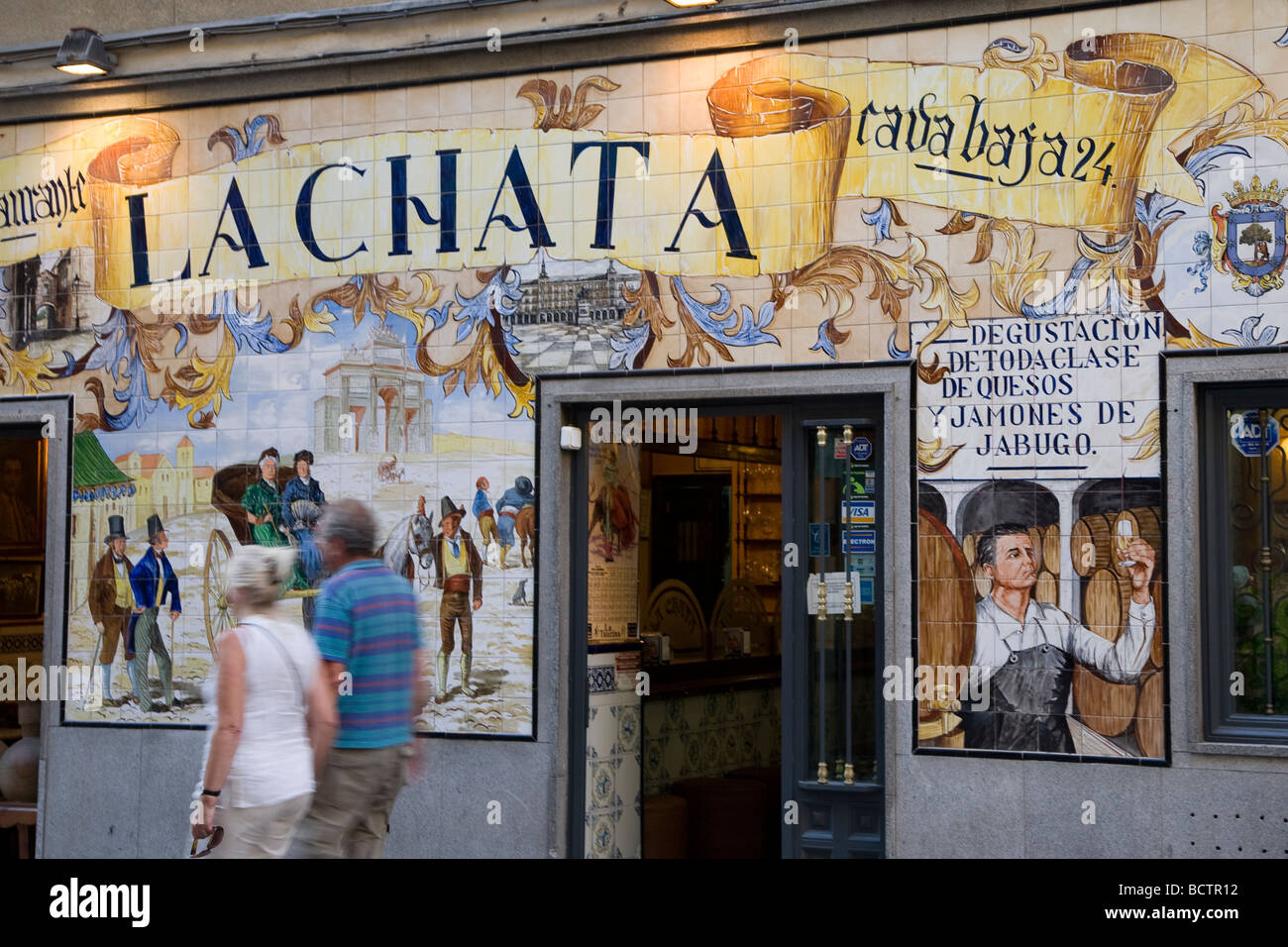 The Chata Restuarant Cava Baja Madrid Spain Stock Photo - Alamy