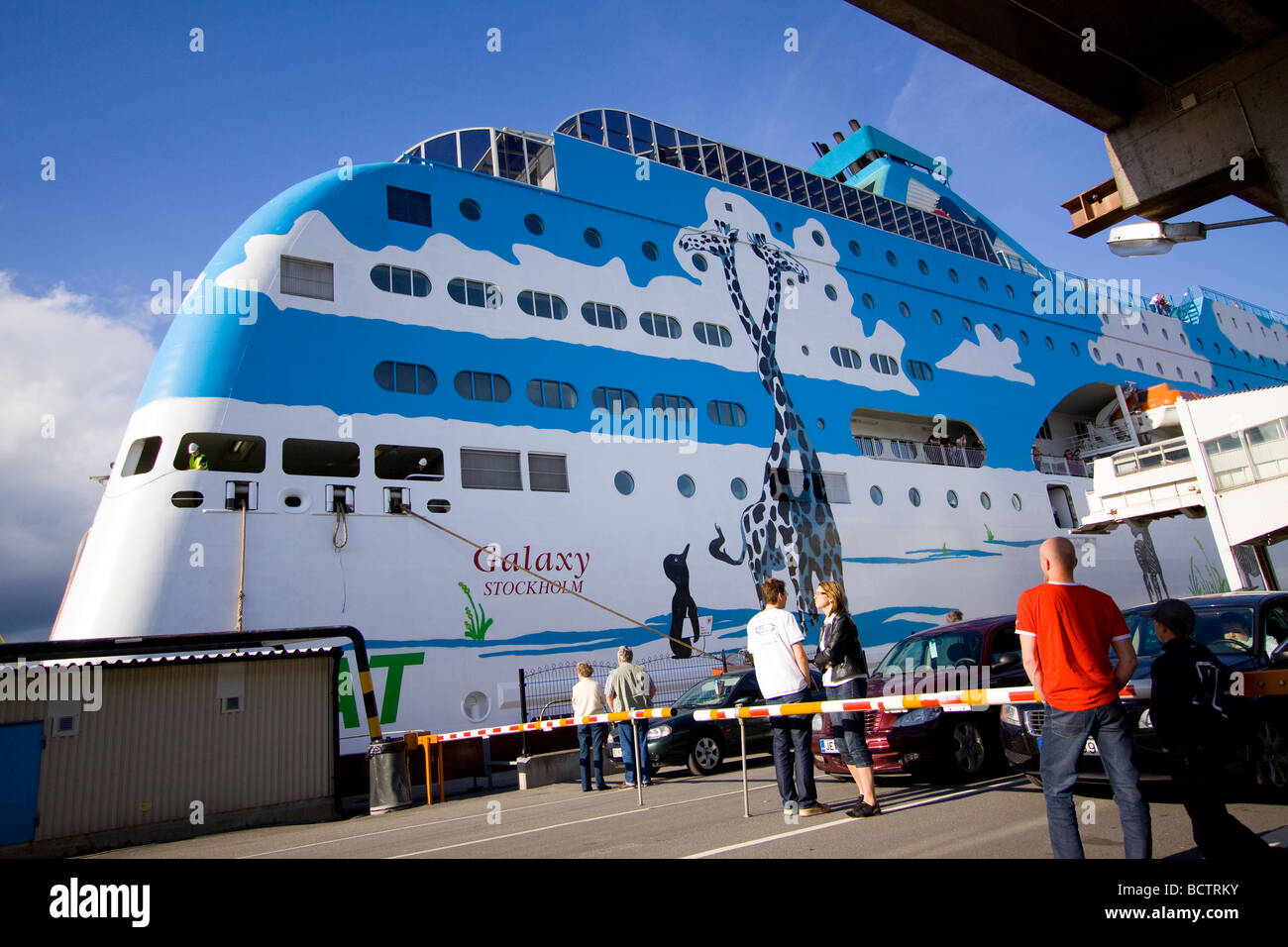 Car waiting for ferry hi-res stock photography and images - Alamy