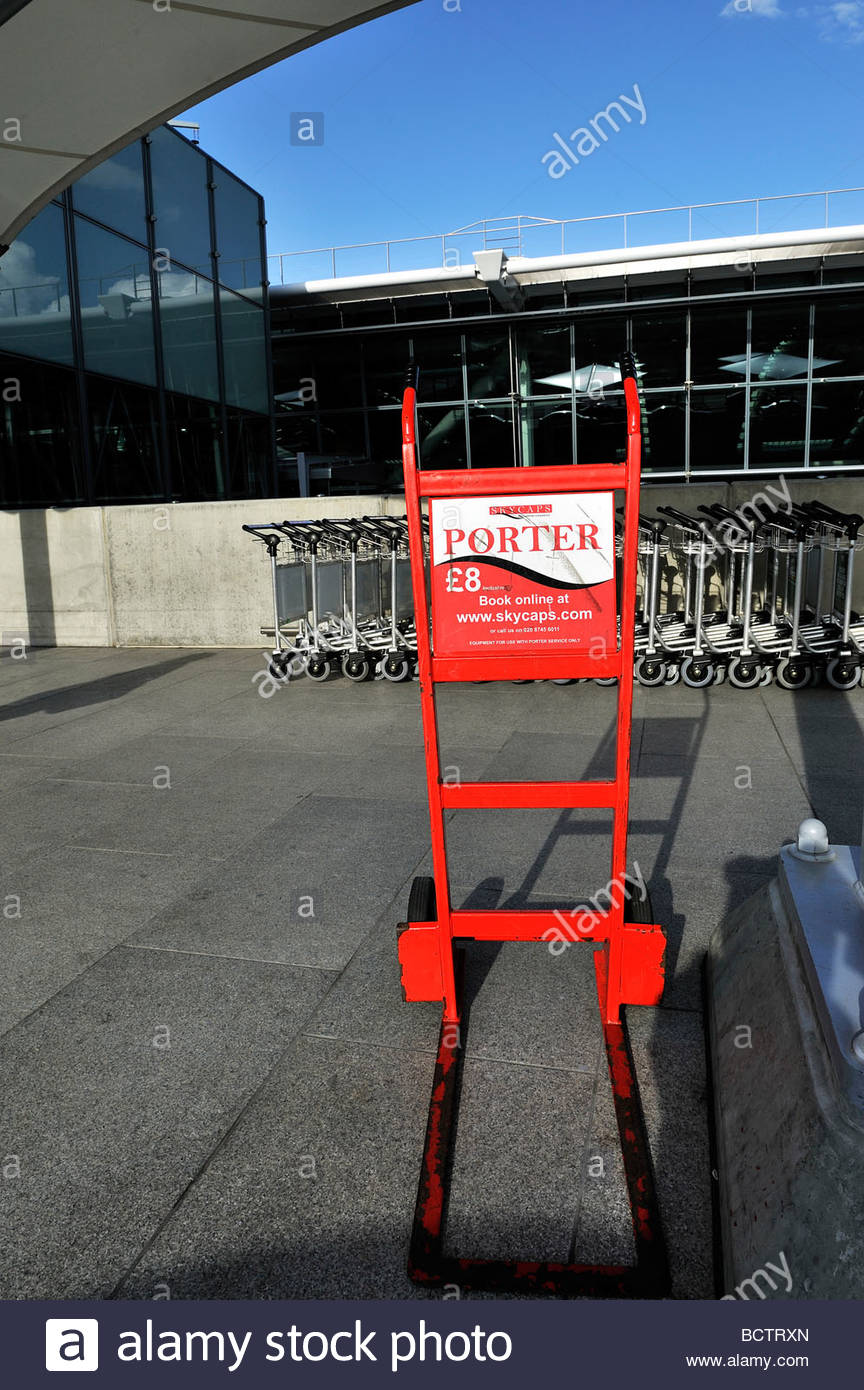 Porter Airline High Resolution Stock Photography and Images - Alamy