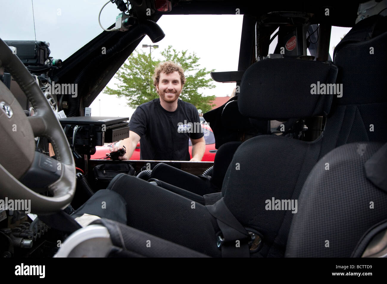 Tiv tiv2 tornado intercept vehicle hi-res stock photography and images ...