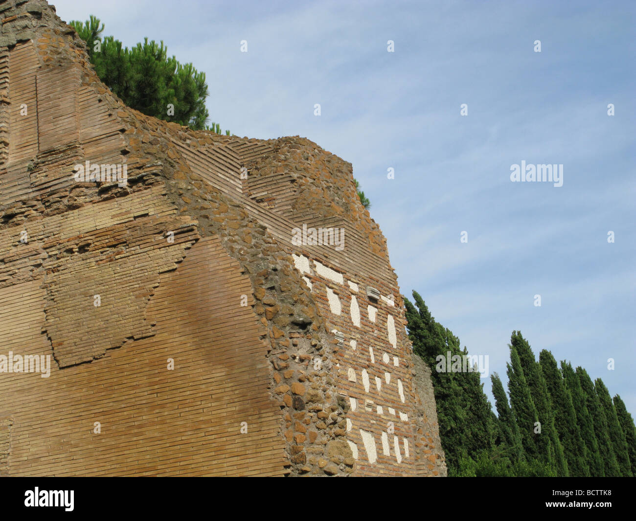 Tomb on via appia antica hi-res stock photography and images - Alamy