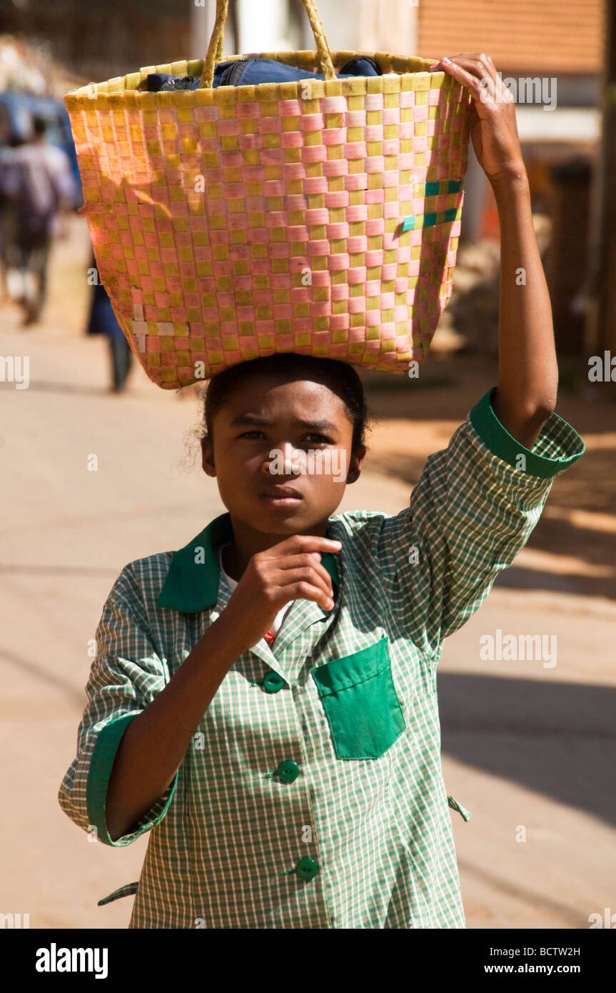 Carry basket on head hi-res stock photography and images - Alamy