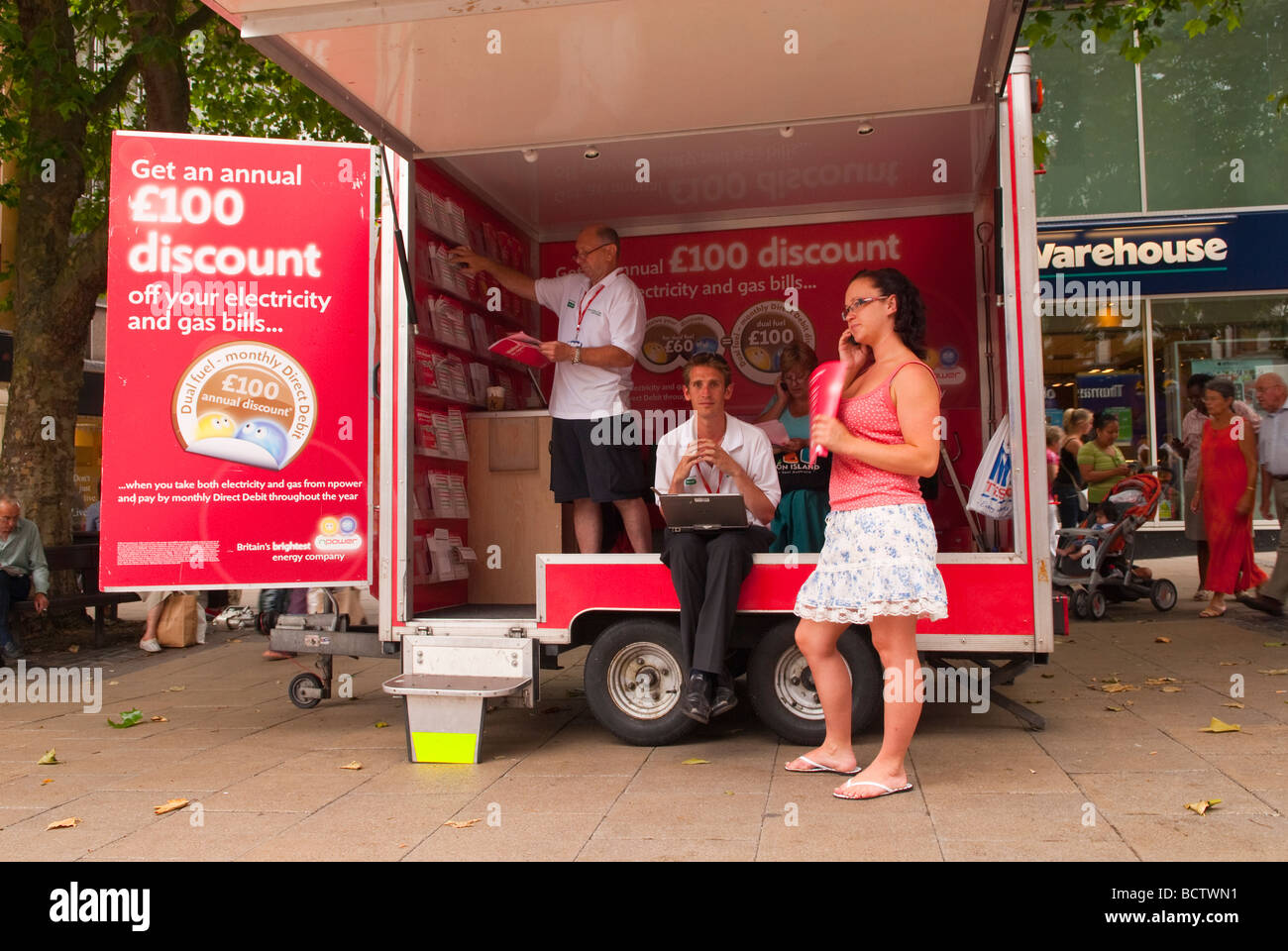 Energy supplier hi-res stock photography and images - Alamy