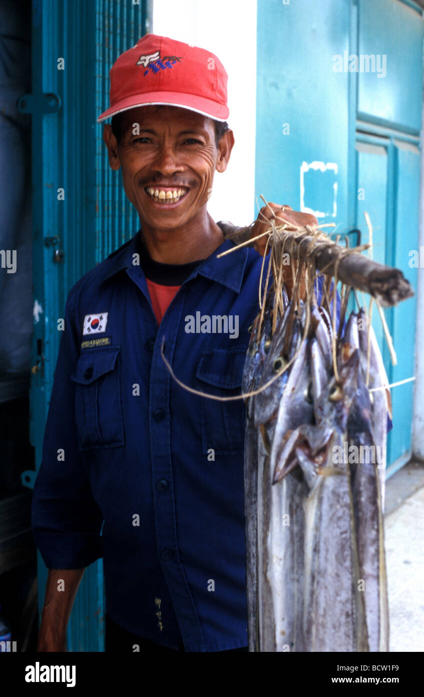 Fish hawkers hi-res stock photography and images - Alamy