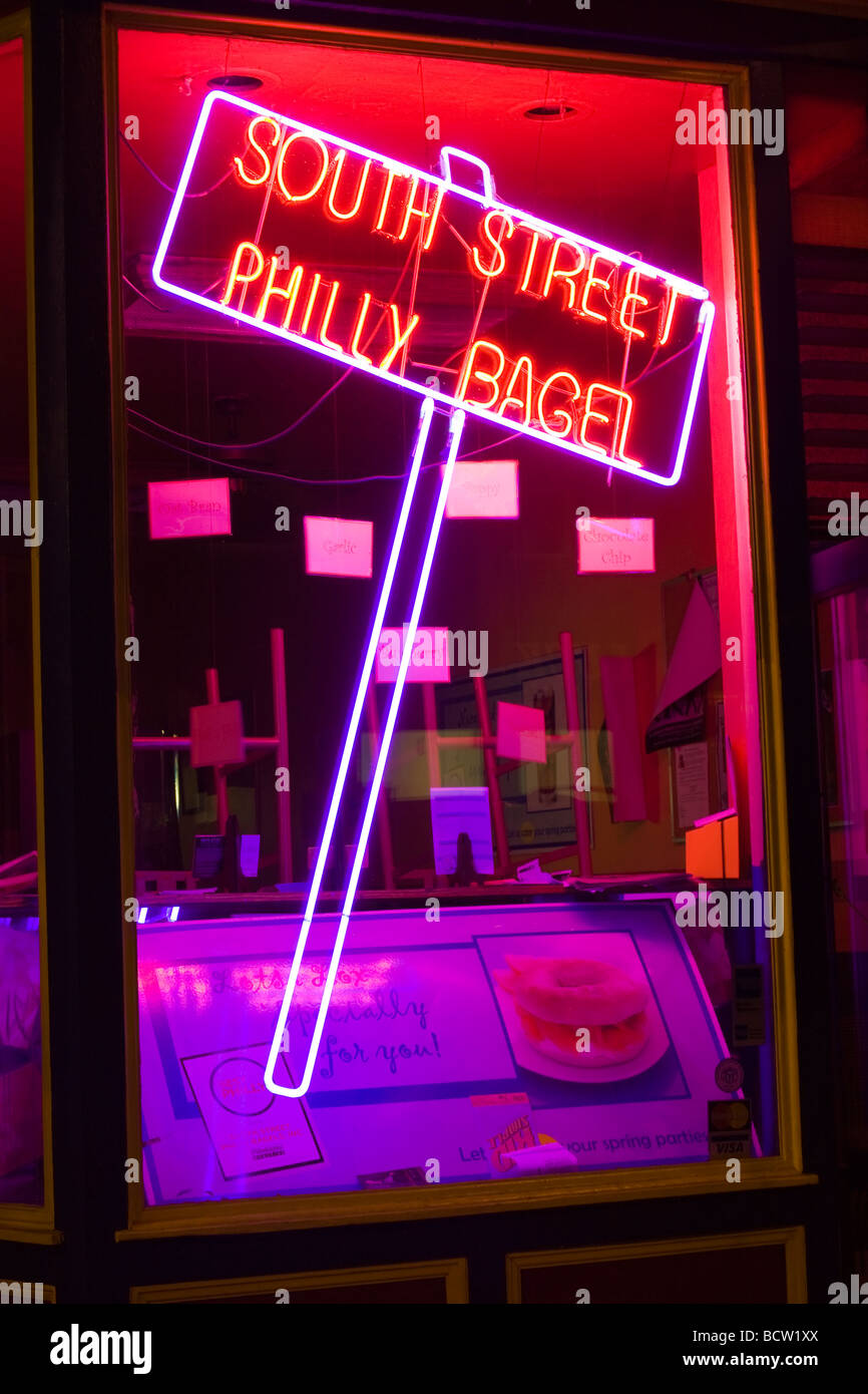 Restaurant street sign hi-res stock photography and images - Alamy