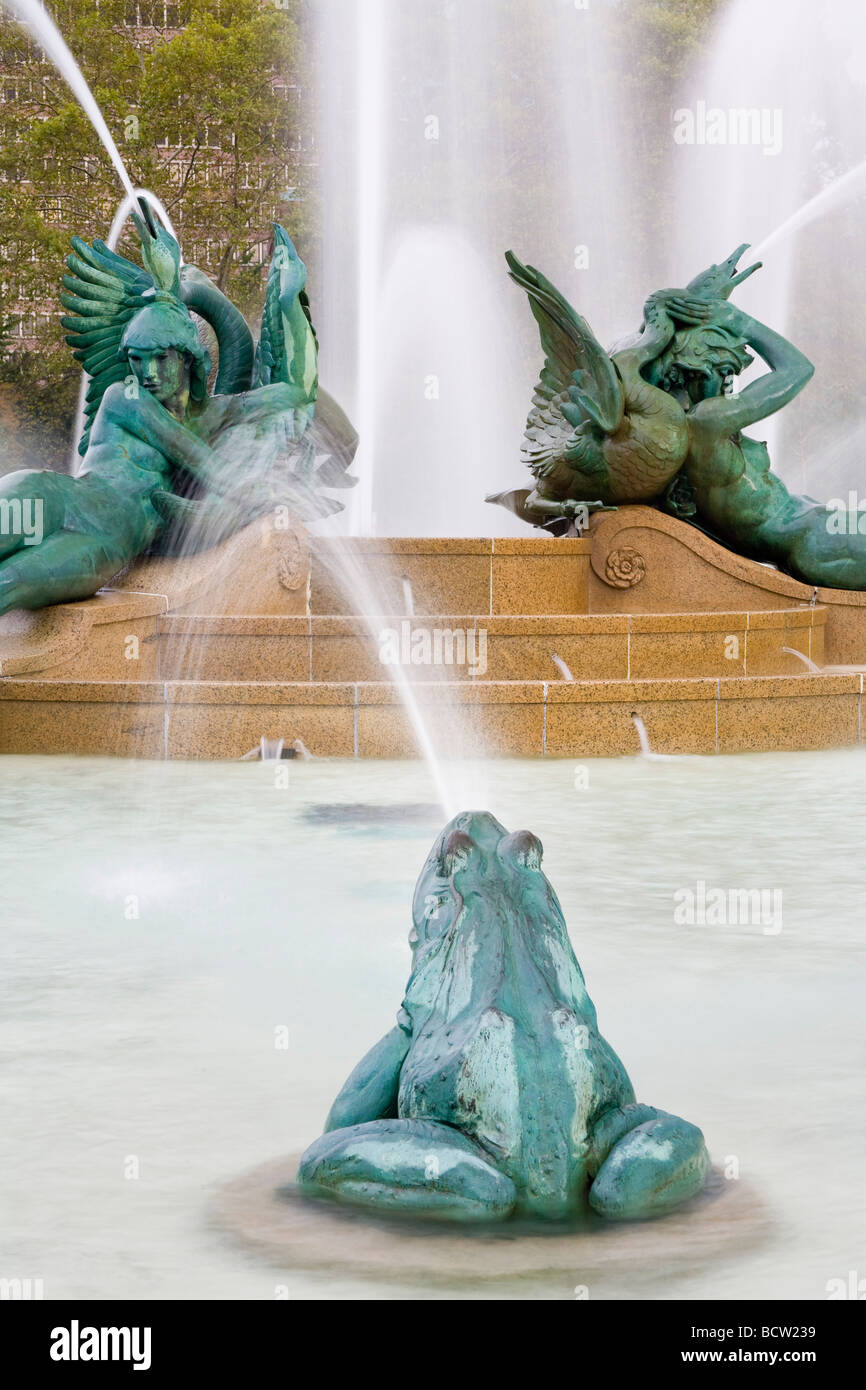 Fountain in a park, Logan Square Fountain, Museum District, Center City ...