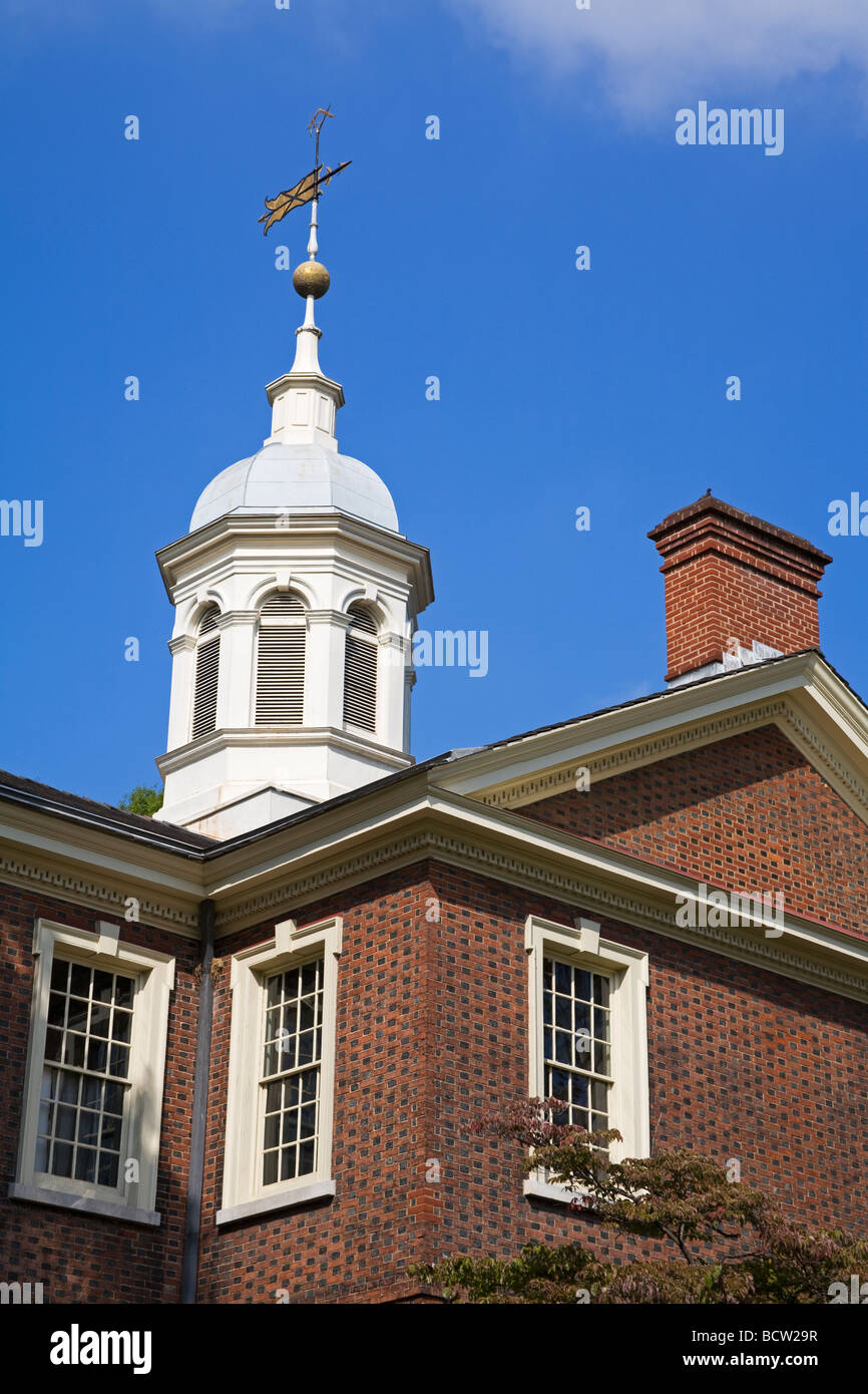 Independence hall philadelphia exterior hi-res stock photography and ...