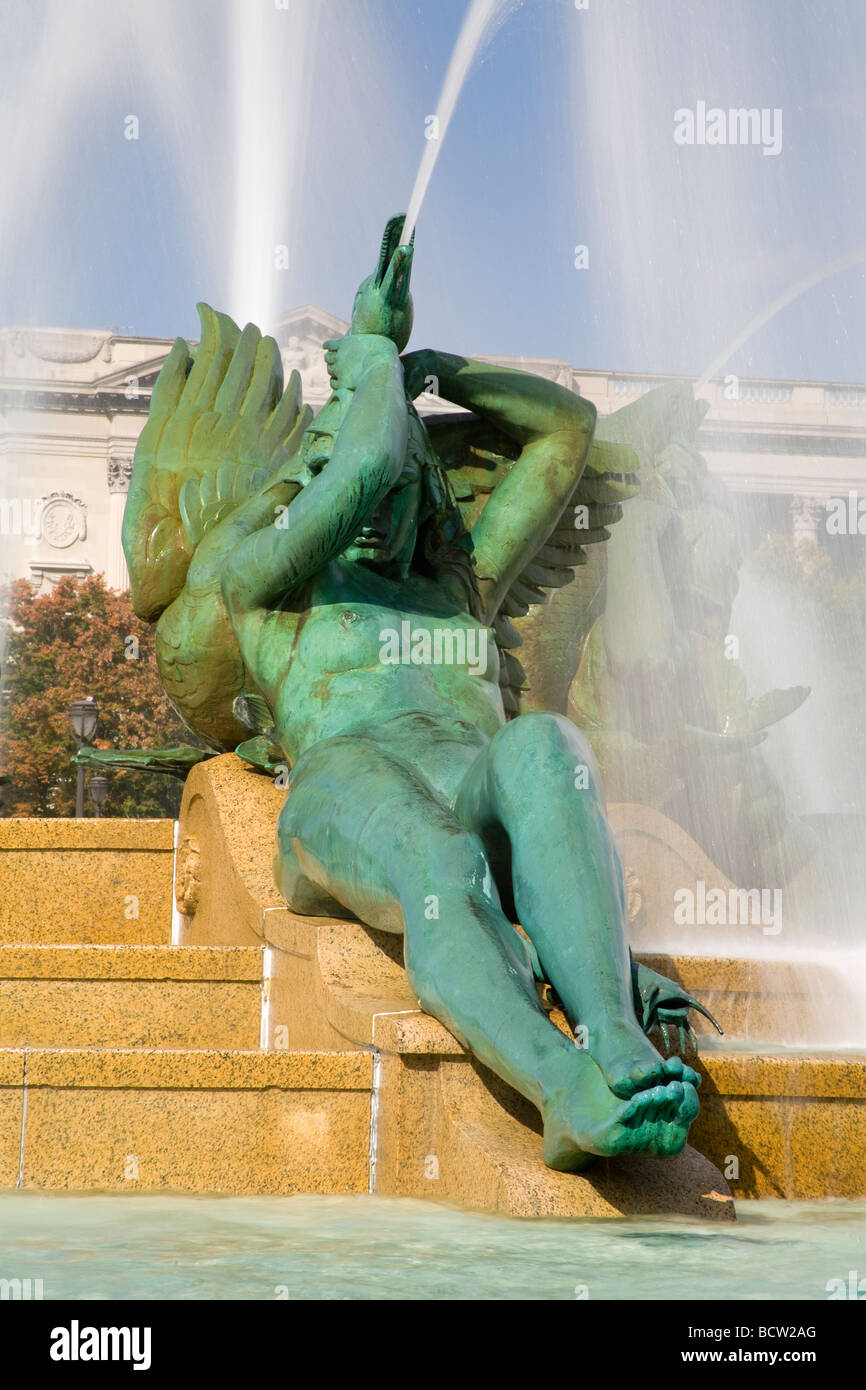 Fountain in a park, Logan Square Fountain, Museum District, Center City ...