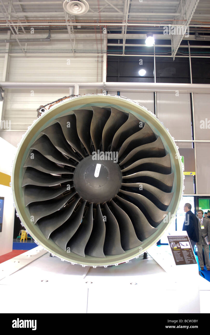 Ge jet engine hi-res stock photography and images - Alamy